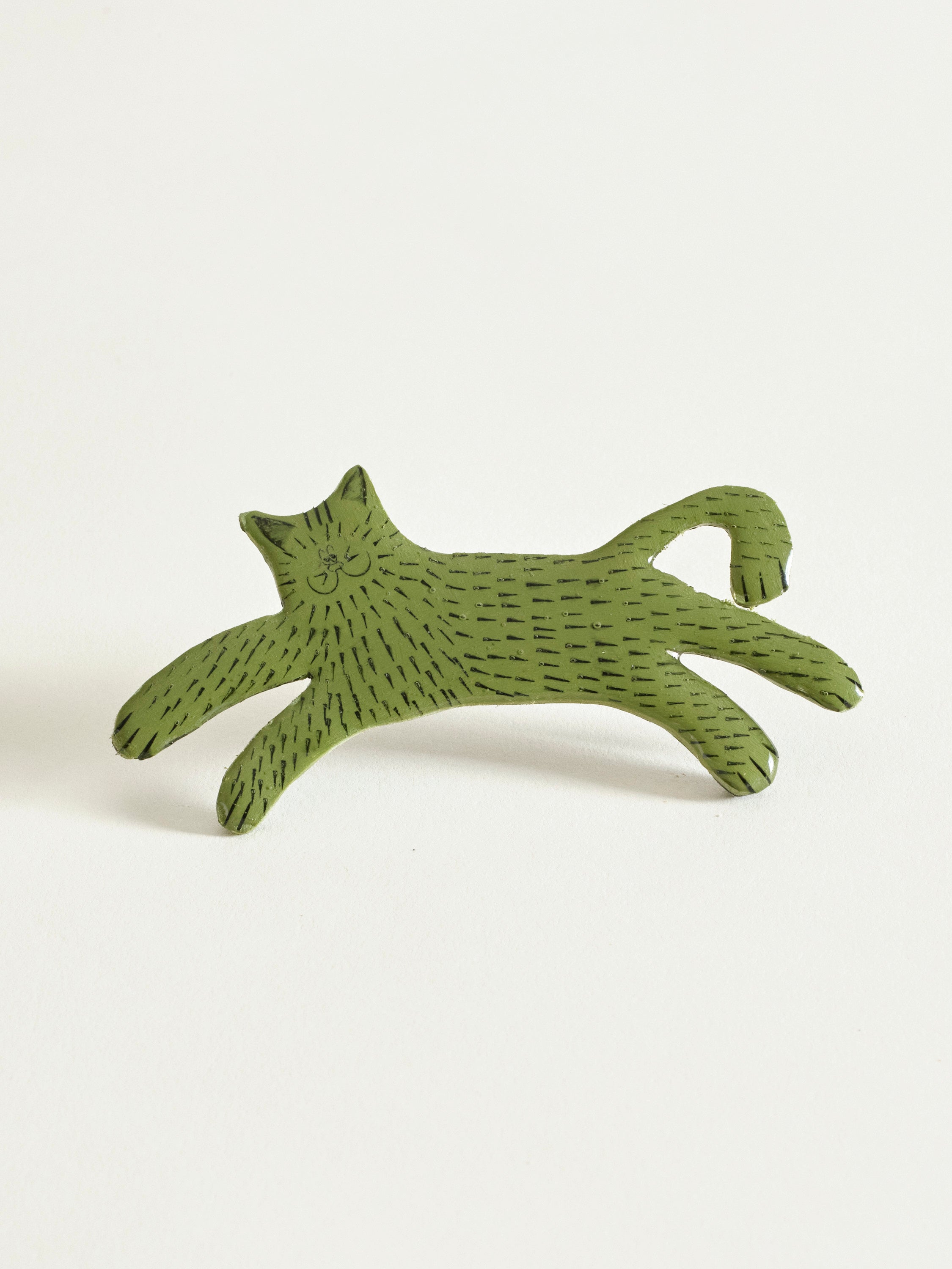 The Cat Brooch – Number 19 Craft and Design